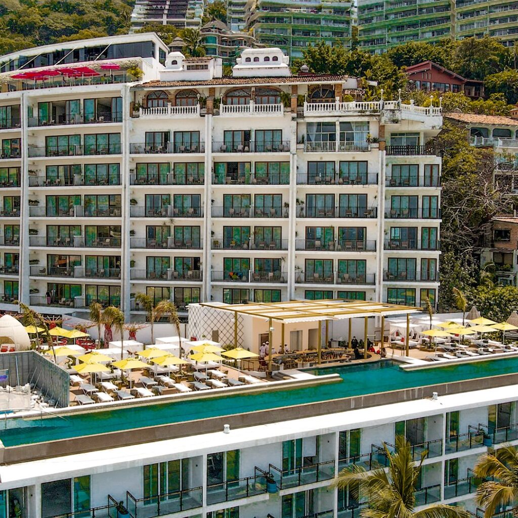 Almar Resort and the Mantamar Beach Club Get a Facelift - Vacationer ...