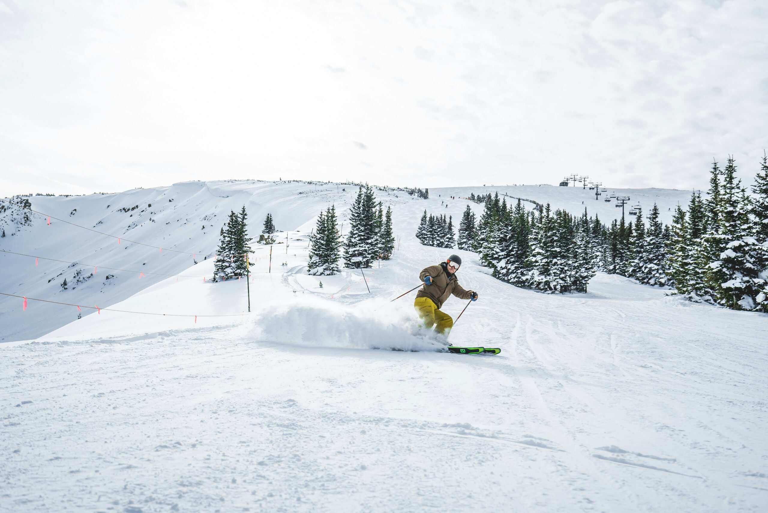 Top 5 Winter Escapes in the Most Popular Ski Towns - Vacationer Magazine